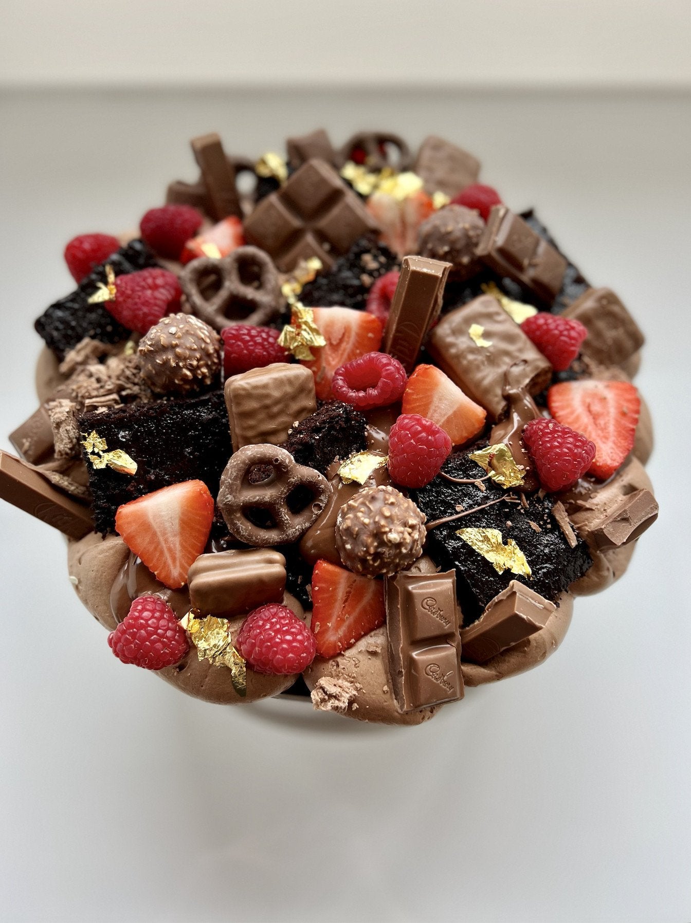 Chocolate Mud & Nutella Mousse Giant Cake Tub – Sweet Sensations Melbourne